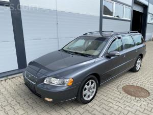 Grey Volvo V70 2006 in Balvi, with an engine capacity of 2.40 L and mileage of 351 thousand km for 2440 €, photo 3 on AUTOMOTO.COM.LV