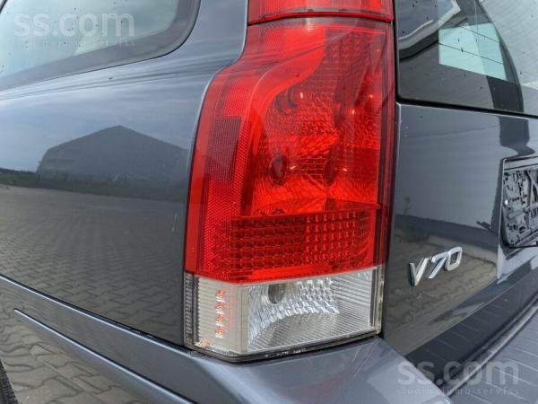 Grey Volvo V70 2006 in Balvi, with an engine capacity of 2.40 L and mileage of 351 thousand km for 2440 €, photo 10 on AUTOMOTO.COM.LV