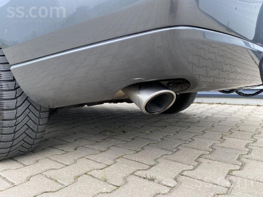 Grey Volvo V70 2006 in Balvi, with an engine capacity of 2.40 L and mileage of 351 thousand km for 2440 €, photo 24 on AUTOMOTO.COM.LV
