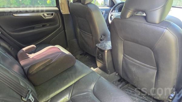 Grey Volvo V70 2006 in Riga, with an engine capacity of 2.40 L and mileage of 352 thousand km for 1400 €, photo 10 on AUTOMOTO.COM.LV