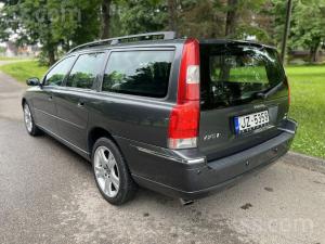 Grey Volvo V70 2006 in Rezekne, with an engine capacity of 2.40 L and mileage of 270 thousand km for 3350 €, photo 7 on AUTOMOTO.COM.LV