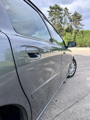 Pelēks Volvo V70 2006 Viļņa, ar dzinēja tilpumu 2.40 L un nobraukumu 400 tūkst. km par 1950 €, foto 6 vietnē AUTOMOTO.COM.LV