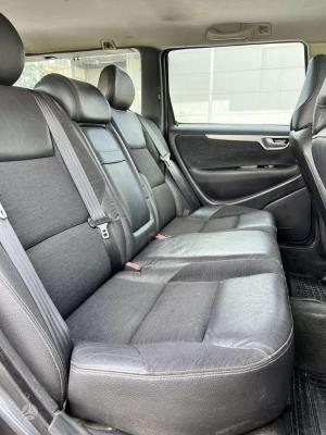 Pelēks Volvo V70 2006 Viļņa, ar dzinēja tilpumu 2.40 L un nobraukumu 400 tūkst. km par 1950 €, foto 15 vietnē AUTOMOTO.COM.LV