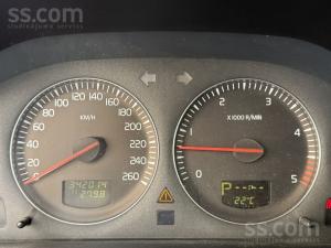 Серый Вольво В70 2006 в Рига, объемом двигателя 2.40 л и пробегом 0 тыс. км за 1450 €, фото 8 на AUTOMOTO.COM.LV
