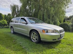 Grey Volvo V70 2006 in Tukums, with an engine capacity of 2.40 L and mileage of 343 thousand km for 2699 €, photo  on AUTOMOTO.COM.LV