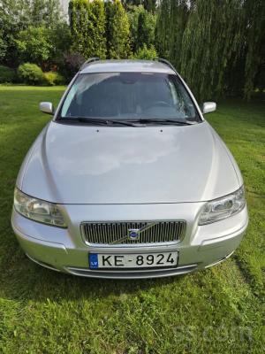 Grey Volvo V70 2006 in Tukums, with an engine capacity of 2.40 L and mileage of 343 thousand km for 2699 €, photo 4 on AUTOMOTO.COM.LV