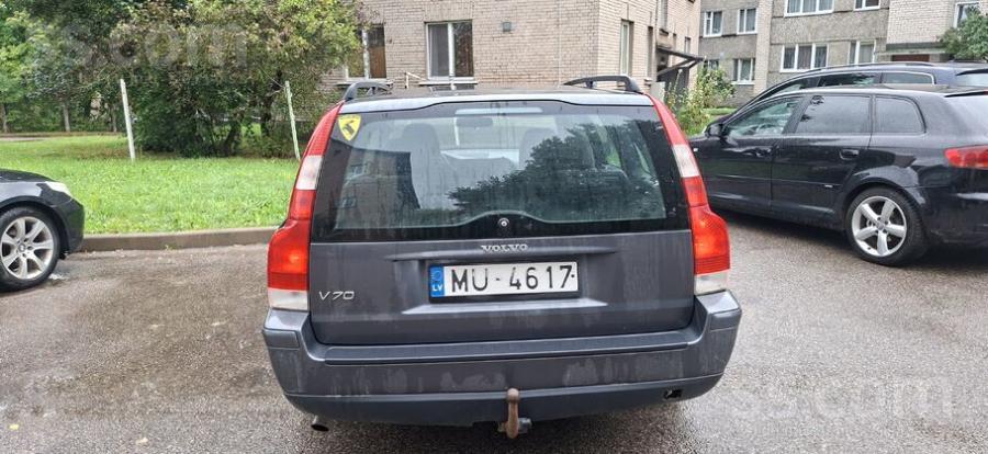 Grey Volvo V70 2006 in Daugavpils, with an engine capacity of 2.40 L and mileage of 300 thousand km for 1550 €, photo 7 on AUTOMOTO.COM.LV