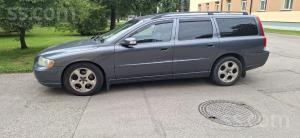 Grey Volvo V70 2006 in Riga, with an engine capacity of 2.40 L and mileage of 350 thousand km for 1350 €, photo 7 on AUTOMOTO.COM.LV