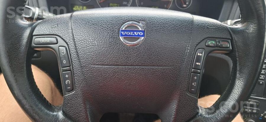 Grey Volvo V70 2006 in Riga, with an engine capacity of 2.40 L and mileage of 350 thousand km for 1350 €, photo 18 on AUTOMOTO.COM.LV