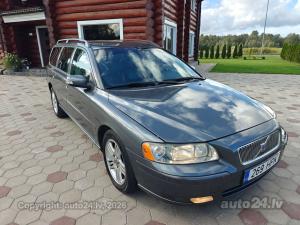 Grey Volvo V70 2006 in Paide, with an engine capacity of 2.40 L and mileage of 289 thousand km for 3990 €, photo 3 on AUTOMOTO.COM.LV