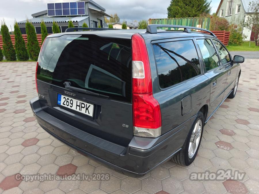 Grey Volvo V70 2006 in Paide, with an engine capacity of 2.40 L and mileage of 289 thousand km for 3990 €, photo 5 on AUTOMOTO.COM.LV