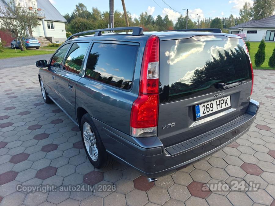 Grey Volvo V70 2006 in Paide, with an engine capacity of 2.40 L and mileage of 289 thousand km for 3990 €, photo 6 on AUTOMOTO.COM.LV