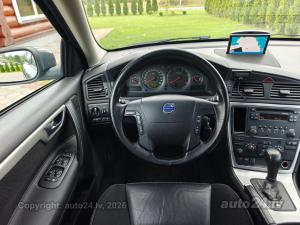 Grey Volvo V70 2006 in Paide, with an engine capacity of 2.40 L and mileage of 289 thousand km for 3990 €, photo 9 on AUTOMOTO.COM.LV