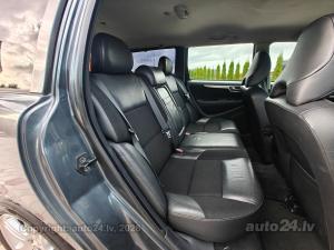 Grey Volvo V70 2006 in Paide, with an engine capacity of 2.40 L and mileage of 289 thousand km for 3990 €, photo 13 on AUTOMOTO.COM.LV