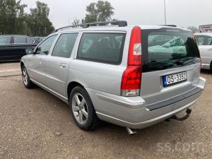 Pelēks Volvo V70 2006 Rīga, ar dzinēja tilpumu 2.40 L un nobraukumu 342 tūkst. km par 2400 €, foto 5 vietnē AUTOMOTO.COM.LV