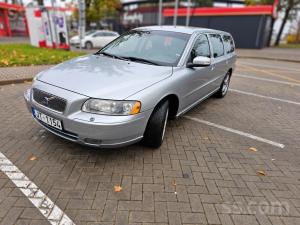 Pelēks Volvo V70 2006 Rīga, ar dzinēja tilpumu 2.40 L un nobraukumu 427 tūkst. km par 2200 €, foto 1 vietnē AUTOMOTO.COM.LV