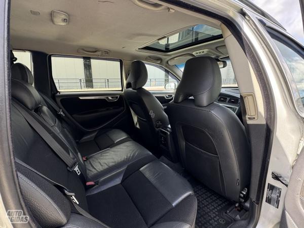 Volvo V70 2006 Viļņa vietnē Pelēks Volvo V70 2006 Viļņa, ar dzinēja tilpumu 2.40 L un nobraukumu 371 tūkst. km par 1850 €, foto 9 vietnē AUTOMOTO.COM.LV