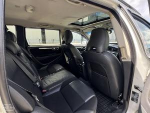 Grey Volvo V70 2006 in Vilnius, with an engine capacity of 2.40 L and mileage of 371 thousand km for 1850 €, photo 9 on AUTOMOTO.COM.LV