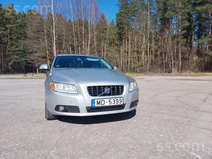 Pelēks Volvo V70 2007 Jūrmala, ar dzinēja tilpumu 2.40 L un nobraukumu 332 tūkst. km par 3950 €, foto 17 vietnē AUTOMOTO.COM.LV