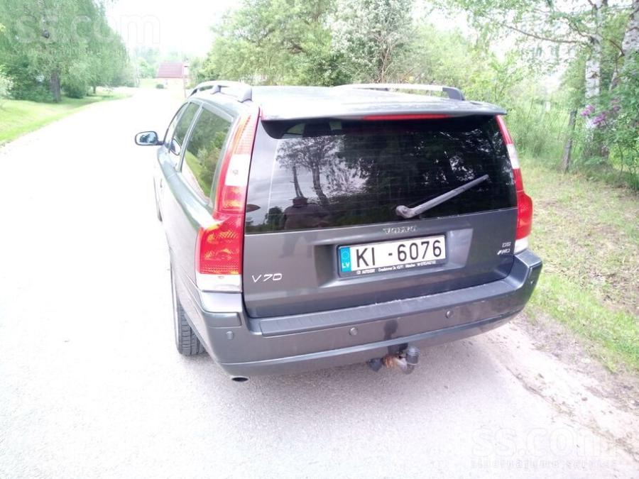 Grey Volvo V70 2007 in Ludza, with an engine capacity of 2.40 L and mileage of 253 thousand km for 670 €, photo 4 on AUTOMOTO.COM.LV