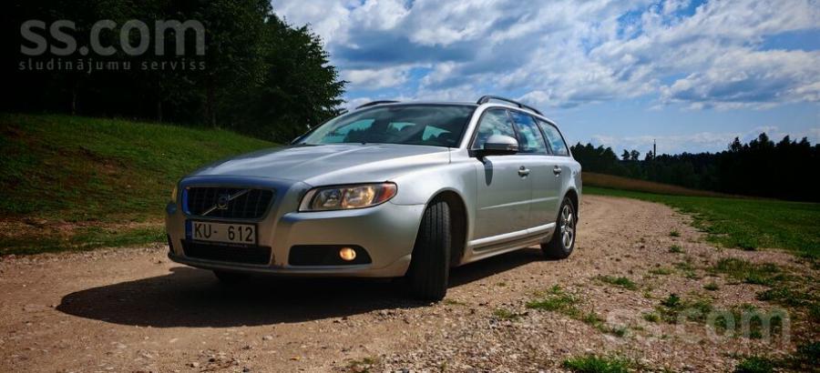 Pelēks Volvo V70 2007 Rīga, ar dzinēja tilpumu 2.40 L un nobraukumu 480 tūkst. km par 4100 €, foto 2 vietnē AUTOMOTO.COM.LV