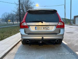 Pelēks Volvo V70 2007 Tallina, ar dzinēja tilpumu 3.00 L un nobraukumu 234 tūkst. km par 7450 €, foto 4 vietnē AUTOMOTO.COM.LV
