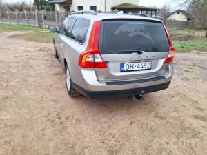 Pelēks Volvo V70 2007 Daugavpils, ar dzinēja tilpumu 2.40 L un nobraukumu 389 tūkst. km par 3650 €, foto 10 vietnē AUTOMOTO.COM.LV