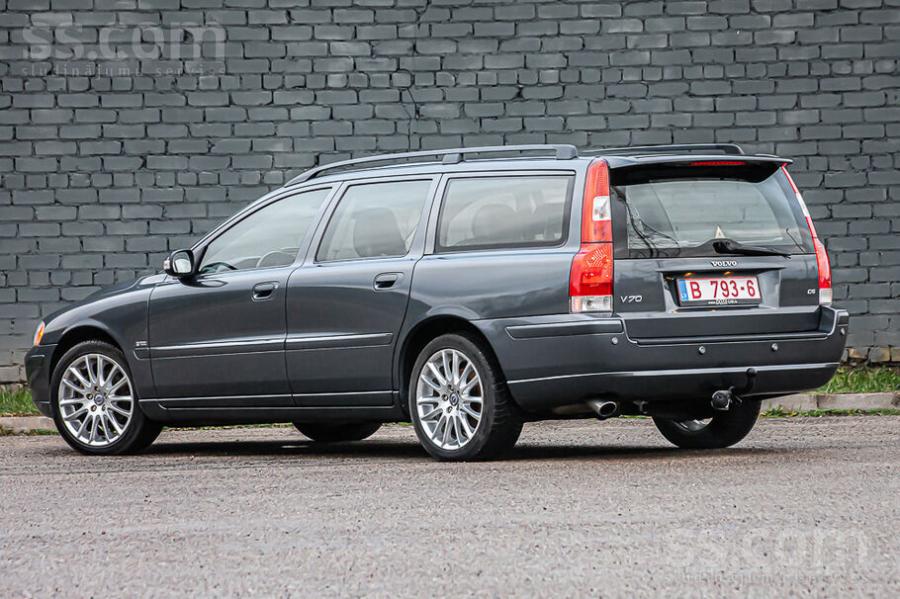 Grey Volvo V70 2007 in Tukums, with an engine capacity of 2.40 L and mileage of 0 thousand km for 3890 €, photo 6 on AUTOMOTO.COM.LV