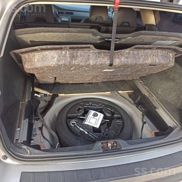 Grey Volvo V70 2007 in Daugavpils, with an engine capacity of 2.40 L and mileage of 0 thousand km for 3650 €, photo 10 on AUTOMOTO.COM.LV