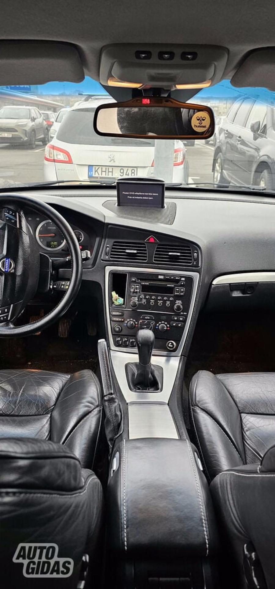 Pelēks Volvo V70 2007 Viļņa, ar dzinēja tilpumu 2.40 L un nobraukumu 400 tūkst. km par 2200 €, foto 5 vietnē AUTOMOTO.COM.LV