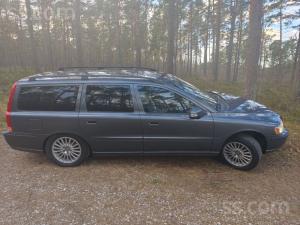 Grey Volvo V70 2007 in Jurmala, with an engine capacity of 2.40 L and mileage of 350 thousand km for 2500 €, photo 6 on AUTOMOTO.COM.LV