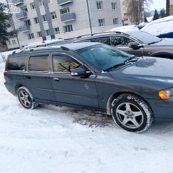 Pelēks Volvo V70 2007 Viļņa, ar dzinēja tilpumu 2.40 L un nobraukumu 341 tūkst. km par 1700 €, foto 3 vietnē AUTOMOTO.COM.LV