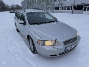 Pelēks Volvo V70 2007 Marijampole, ar dzinēja tilpumu 2.40 L un nobraukumu 334 tūkst. km par 2350 €, foto  vietnē AUTOMOTO.COM.LV