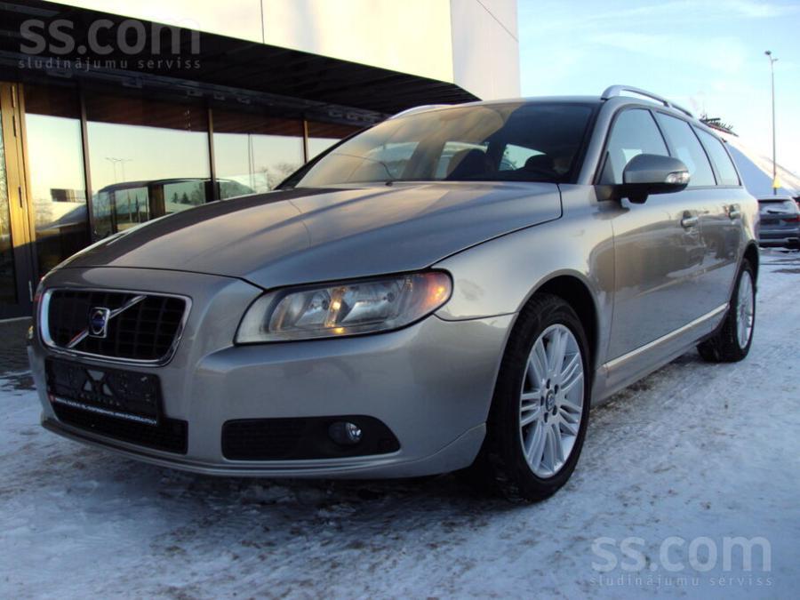 Pelēks Volvo V70 2007 Rīga, ar dzinēja tilpumu 2.40 L un nobraukumu 225 tūkst. km par 7000 €, foto 1 vietnē AUTOMOTO.COM.LV