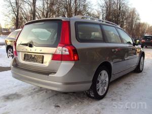 Pelēks Volvo V70 2007 Rīga, ar dzinēja tilpumu 2.40 L un nobraukumu 225 tūkst. km par 7000 €, foto 3 vietnē AUTOMOTO.COM.LV
