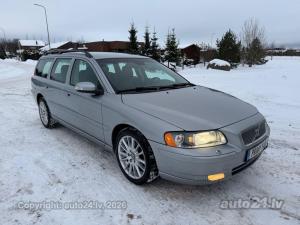 Pelēks Volvo V70 2007 Tallina, ar dzinēja tilpumu 2.40 L un nobraukumu 0 tūkst. km par 3490 €, foto 3 vietnē AUTOMOTO.COM.LV