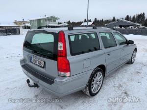 Pelēks Volvo V70 2007 Tallina, ar dzinēja tilpumu 2.40 L un nobraukumu 0 tūkst. km par 3490 €, foto 4 vietnē AUTOMOTO.COM.LV