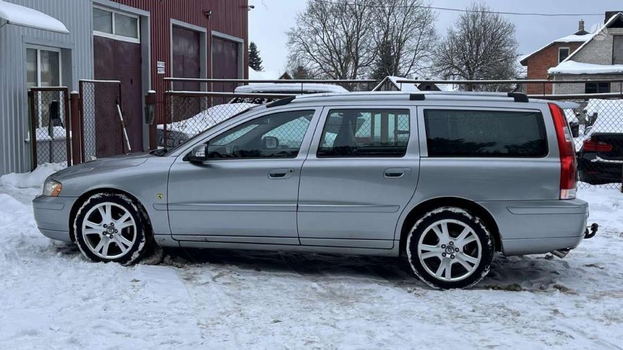 Серый Вольво В70 2007 в Укмерге, объемом двигателя 2.40 л и пробегом 319 тыс. км за 3200 €, фото 4 на AUTOMOTO.COM.LV