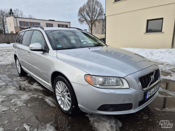 Pelēks Volvo V70 2007 Mažeikiai, ar dzinēja tilpumu 2.40 L un nobraukumu 285 tūkst. km par 4650 €, foto 6 vietnē AUTOMOTO.COM.LV