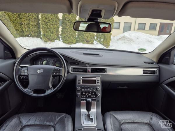 Pelēks Volvo V70 2007 Mažeikiai, ar dzinēja tilpumu 2.40 L un nobraukumu 285 tūkst. km par 4650 €, foto 9 vietnē AUTOMOTO.COM.LV