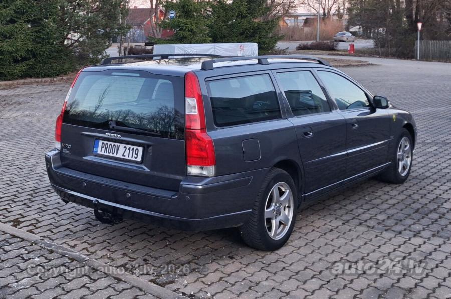 Pelēks Volvo V70 2007 Paide, ar dzinēja tilpumu 0.00 L un nobraukumu 0 tūkst. km par 3350 €, foto 5 vietnē AUTOMOTO.COM.LV
