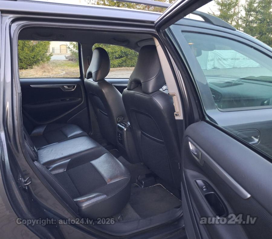 Pelēks Volvo V70 2007 Paide, ar dzinēja tilpumu 0.00 L un nobraukumu 0 tūkst. km par 3350 €, foto 12 vietnē AUTOMOTO.COM.LV