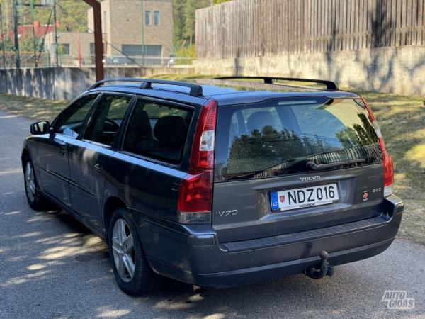 Pelēks Volvo V70 2007 Viļņa, ar dzinēja tilpumu 2.40 L un nobraukumu 385 tūkst. km par 1850 €, foto 4 vietnē AUTOMOTO.COM.LV