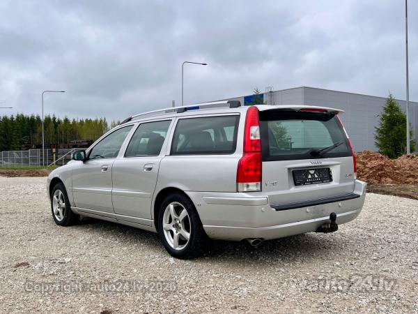 Grey Volvo V70 2007 in Tartu, with an engine capacity of 2.40 L and mileage of 449 thousand km for 2190 €, photo 6 on AUTOMOTO.COM.LV