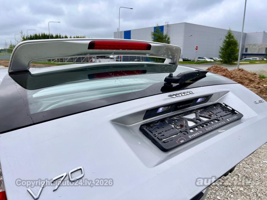 Pelēks Volvo V70 2007 Tartu, ar dzinēja tilpumu 2.40 L un nobraukumu 449 tūkst. km par 2190 €, foto 15 vietnē AUTOMOTO.COM.LV