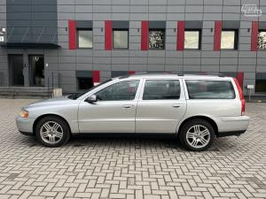 Grey Volvo V70 2007 in Klaipeda, with an engine capacity of 2.40 L and mileage of 354 thousand km for 1100 €, photo 3 on AUTOMOTO.COM.LV