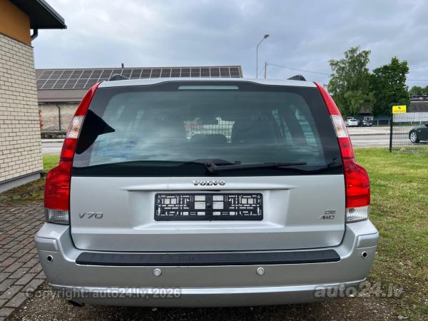 Pelēks Volvo V70 2007 Paide, ar dzinēja tilpumu 2.40 L un nobraukumu 358 tūkst. km par 4799 €, foto 8 vietnē AUTOMOTO.COM.LV