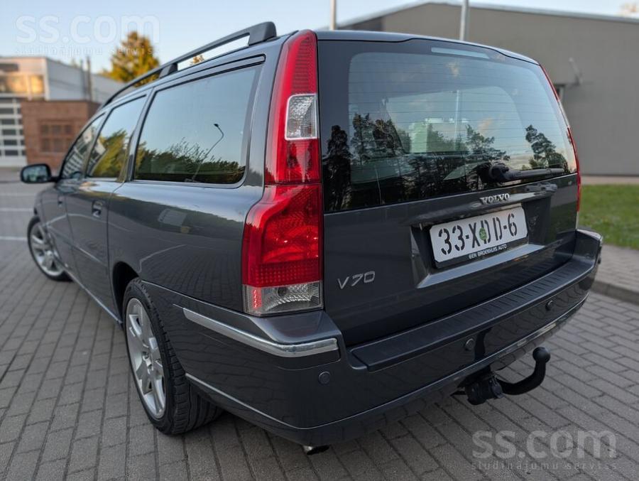 Pelēks Volvo V70 2007 Rīga, ar dzinēja tilpumu 2.40 L un nobraukumu 340 tūkst. km par 3950 €, foto 3 vietnē AUTOMOTO.COM.LV