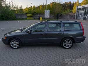 Pelēks Volvo V70 2007 Rīga, ar dzinēja tilpumu 2.40 L un nobraukumu 340 tūkst. km par 3950 €, foto 10 vietnē AUTOMOTO.COM.LV