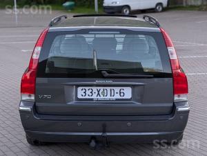 Pelēks Volvo V70 2007 Rīga, ar dzinēja tilpumu 2.40 L un nobraukumu 340 tūkst. km par 3950 €, foto 13 vietnē AUTOMOTO.COM.LV